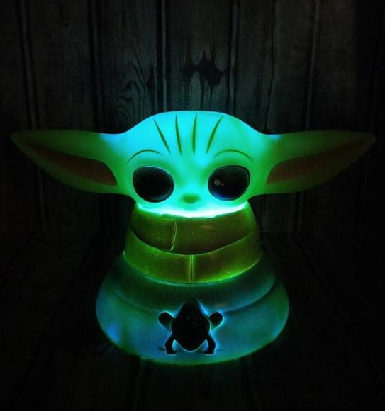 Other | Idea Nuova 3 Led Grogu Night Light 3 Color Changes Runs On 3 ...